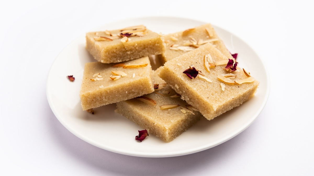 3 Must-try Sweet Recipes For Holi That Are Not Gujiya | Herzindagi