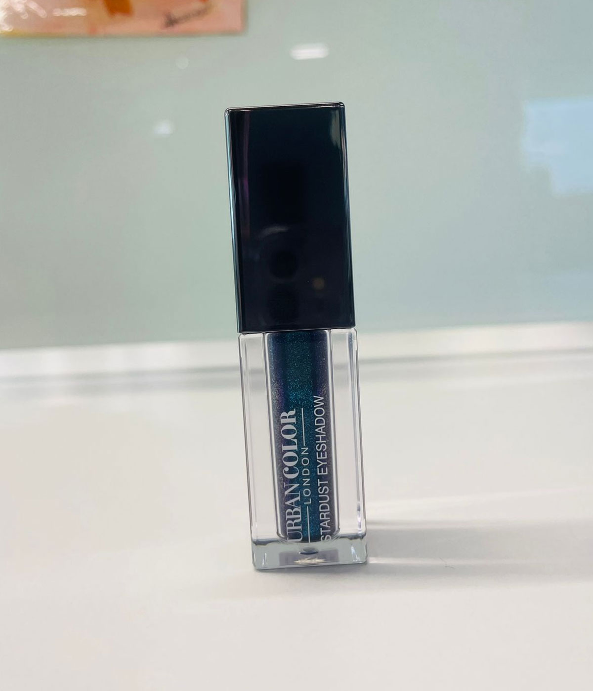 Product Review: नाइट लुक को ग्लैमरस बनाने के लिए इस्तेमाल करें यह ...