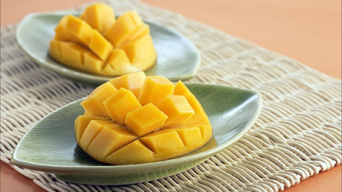 आम खाकर अब नहीं होगा गिल्ट, अपनाएं ये ट्रिक्स | how to enjoy mangoes ...