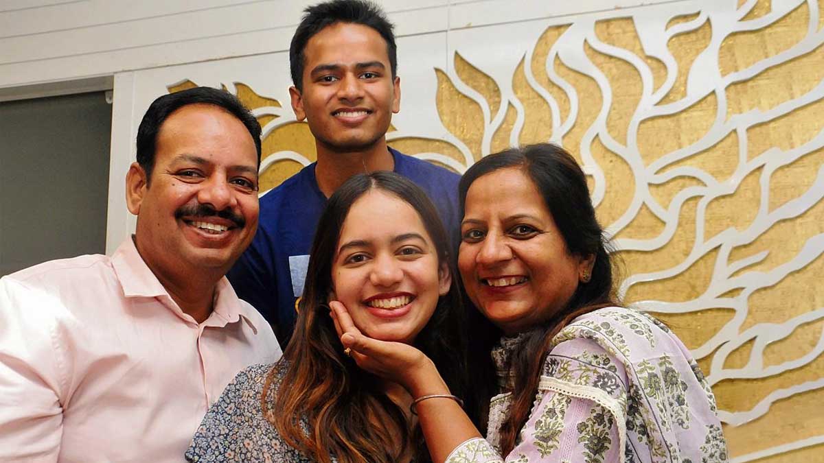 रूशाली कलेर ने बिना कोचिंग के दूसरे अटेंप्ट में ऐसे क्लियर किया ...