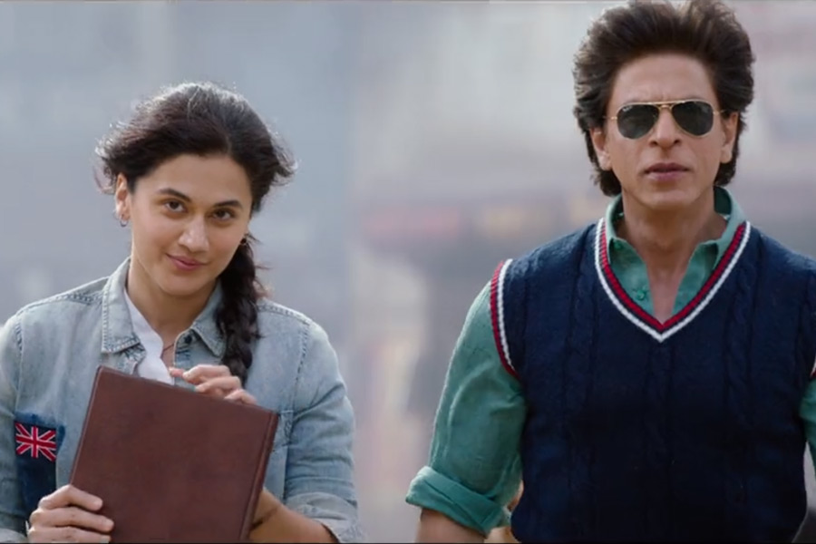 Dunki Teaser 1 Out Srk Taapsee Pannu Vicky Kaushal Starrer Dunki Is