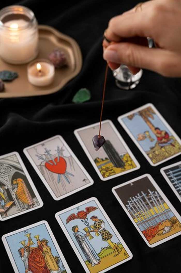 Weekly Tarot Card Reading For 13 To 19 November, Taurus And These 2 Sun ...