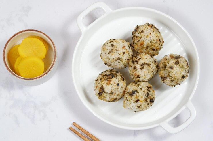 Korean Rice Balls Recipe: K-Obsessed, Amp Up Your Snack Game With This ...