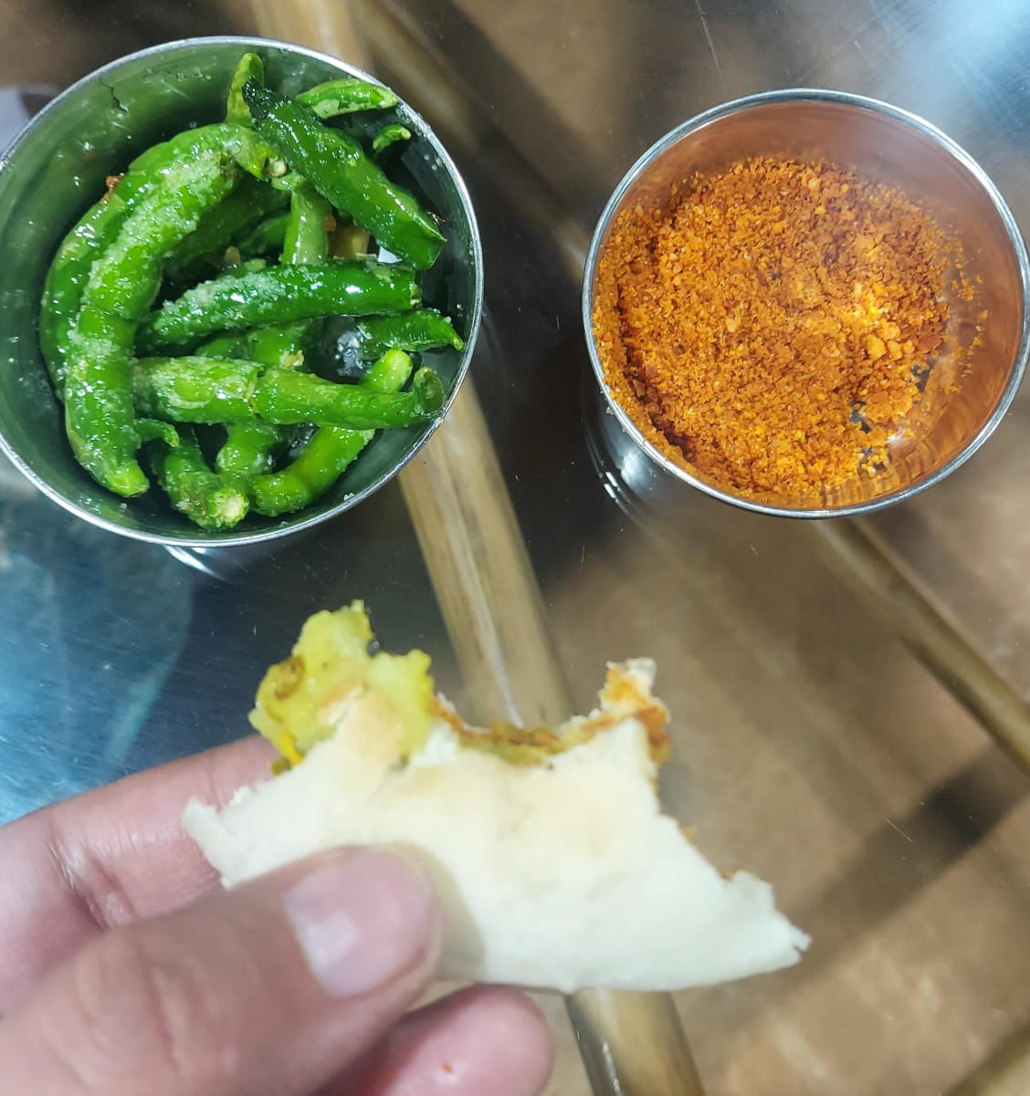 Bombay Vada Pav: 5 Reasons That Make Mumbai's Vada Pav Taste Different ...