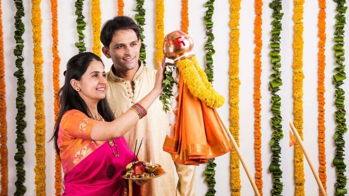 Gudi Decoration Ideas: इन चीजों से सजाएं सुंदर गुड़ी, हर कोई देखकर ...