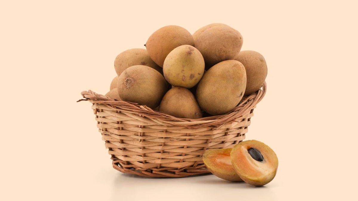 चीकू के छिलकों से बना लें स्वादिष्ट चटनी, ये रेसिपीज भी करें तैयार ...