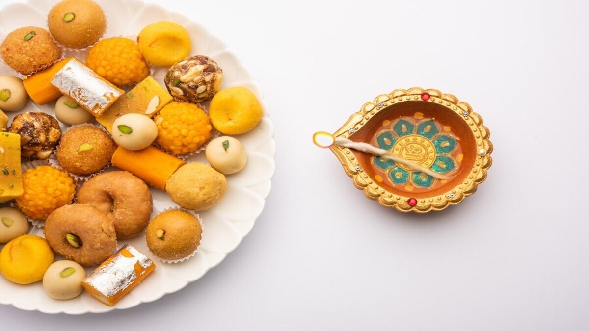 Ugadi sweets : உகாதி பண்டிகைக்கு வீட்டில் ருசிக்க வேண்டிய டாப் 10 ...