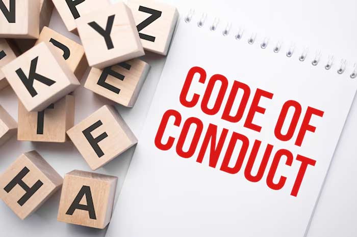 इलेक्शन कमीशन के इन एप्लीकेशन पर कर सकते हैं आचार संहिता उल्लंघन की ...