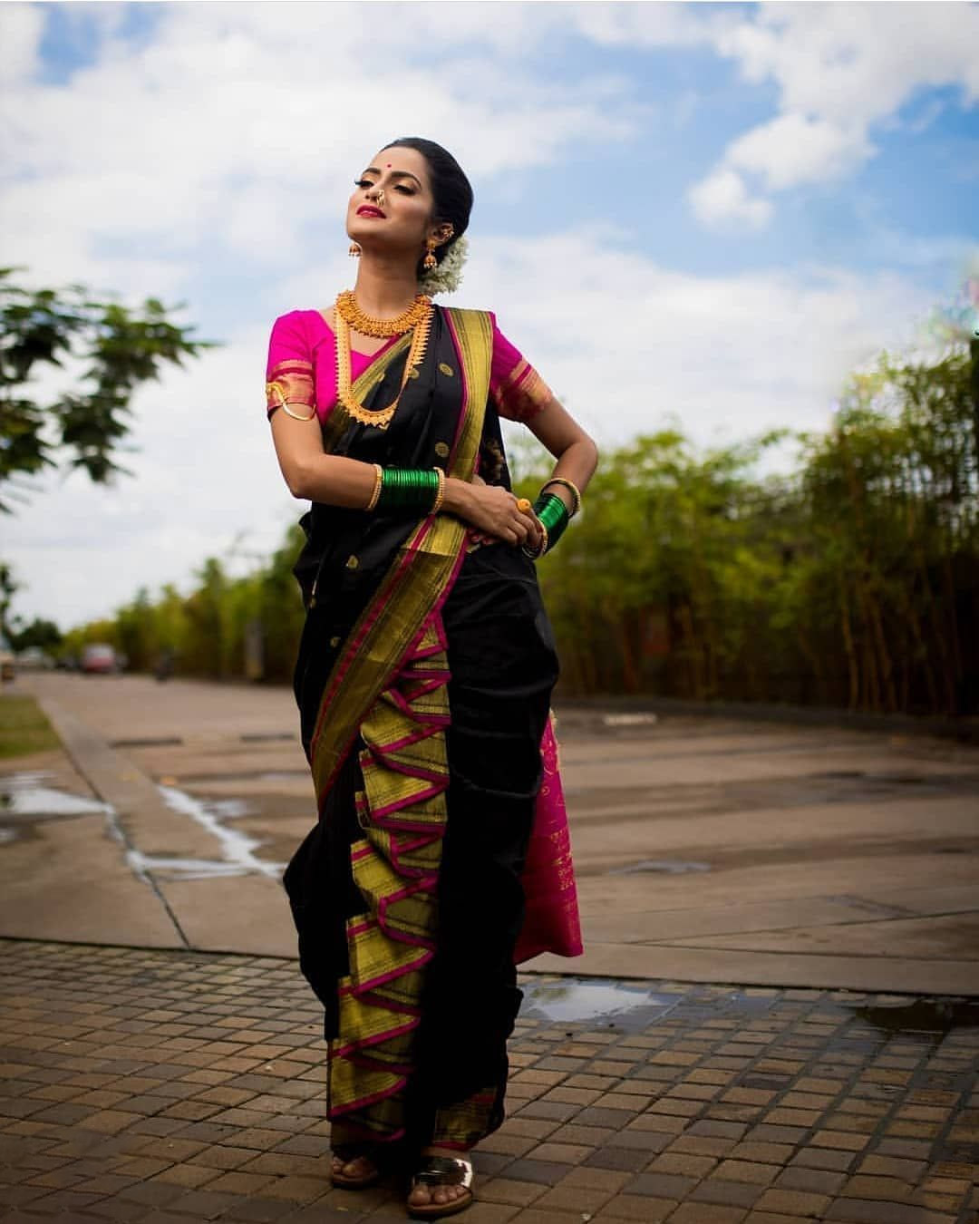 Nauvari Saree Designs: गणेश पूजा के समय पहनें नौवारी साड़ी, देखें ...