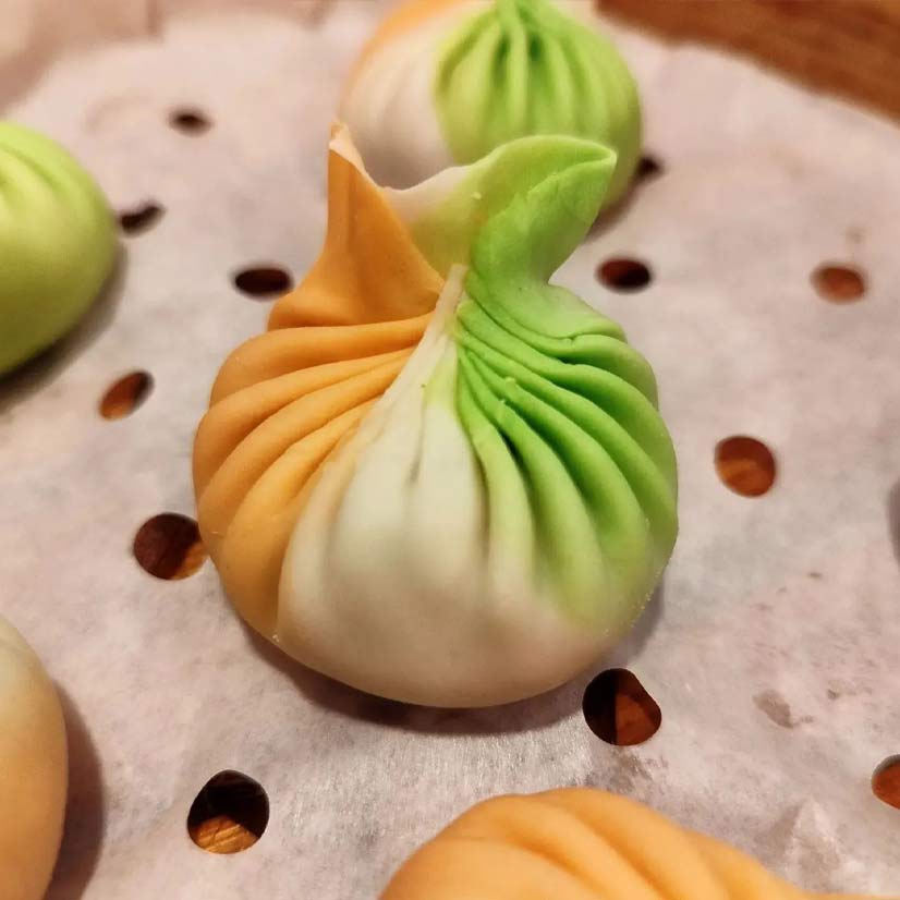 Tri colour Momos: पालक और गाजर की मदद से बनाएं हेल्दी ट्राई कलर मोमोज ...