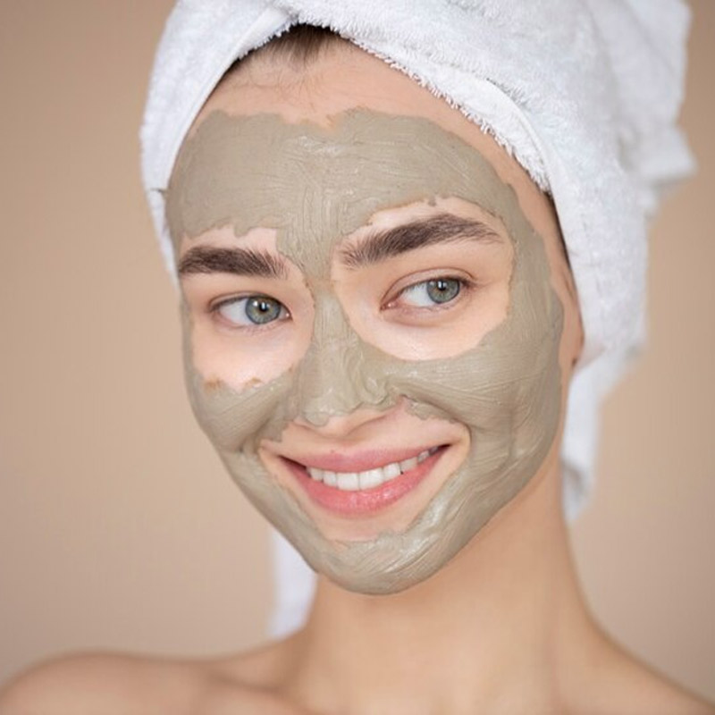 Homemade Face Pack: मानसून सीजन में अपनी त्वचा के हिसाब से करें इन फेस पैक का इस्तेमाल, जानें ...