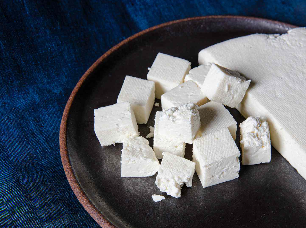 7 Quick Ways to Spot Fake Paneer at Home | Herzindagi