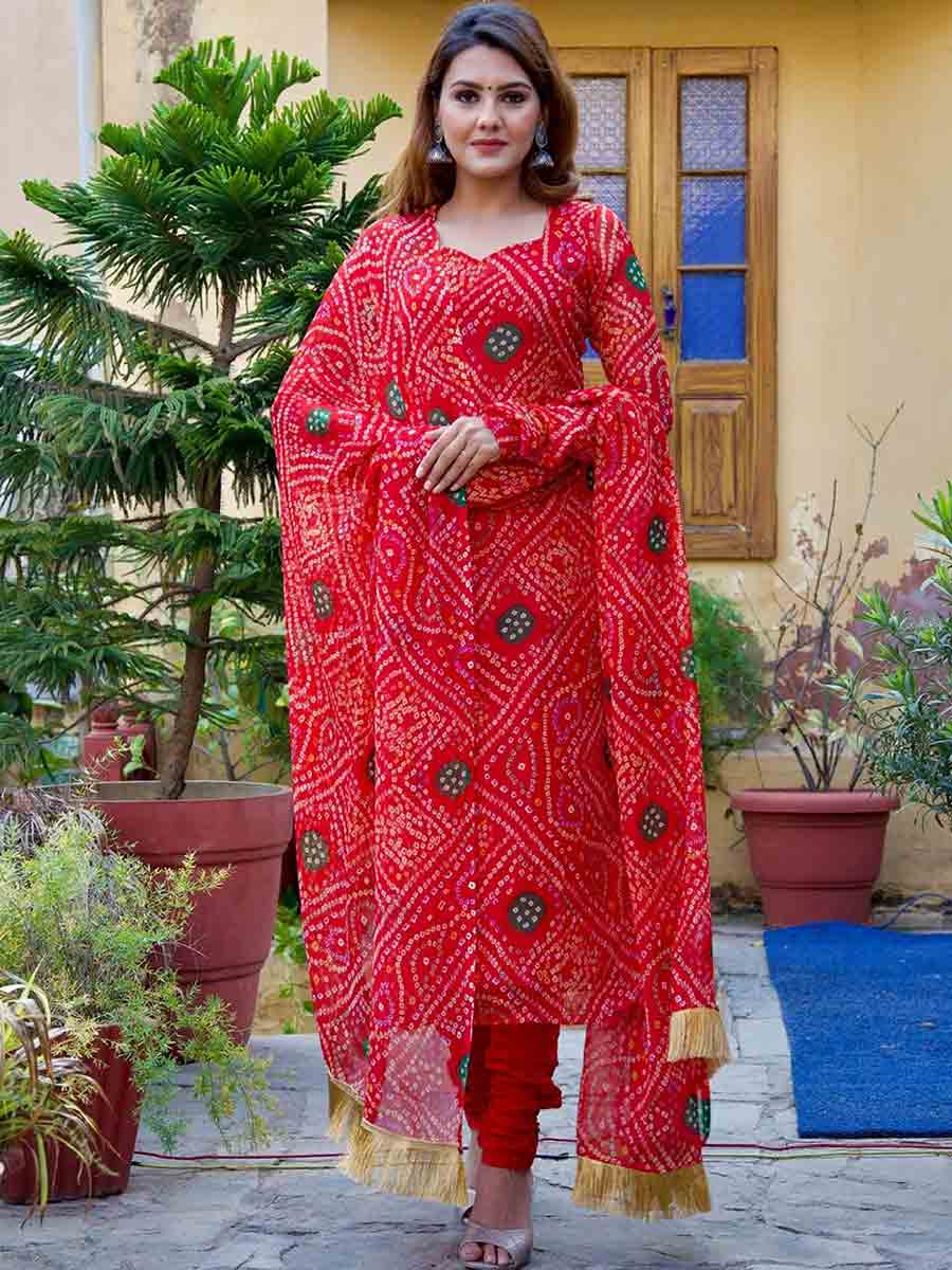 MahaShivratri Outfits: महाशिवरात्रि पर पहनें ये आउटफिट्स, इन कलर को ...
