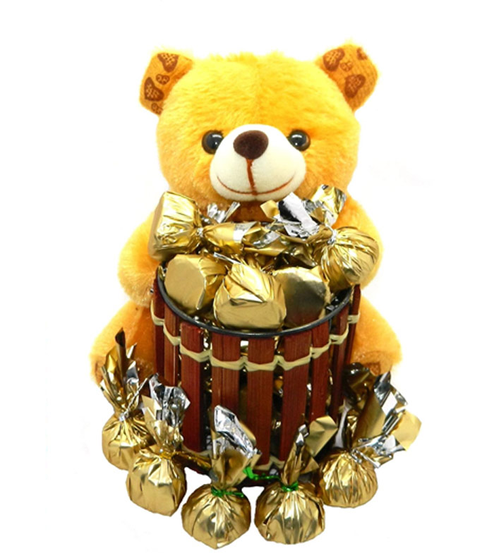 Teddy Day 2024: Heartwarming Gift Ideas To Melt Your Partner's Heart ...