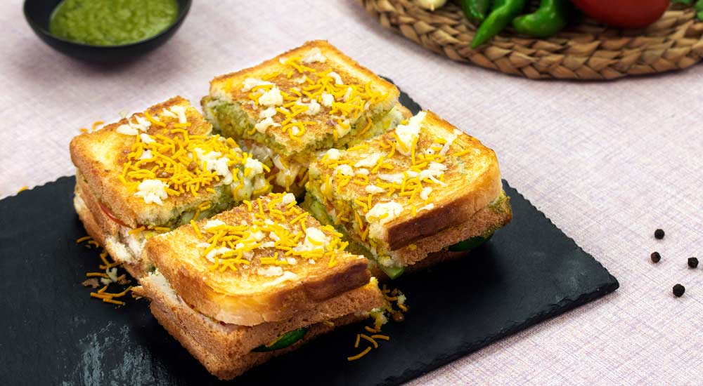 Mumbai Masala Sandwich: Here's How To Prepare Kiara Advani's Favourite Go-To Snack | Herzindagi