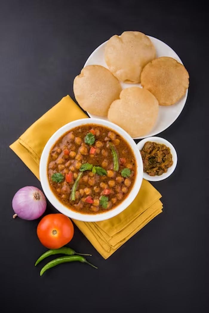 Delhi's Top Breakfast Spots To Start Your Day Right | Herzindagi