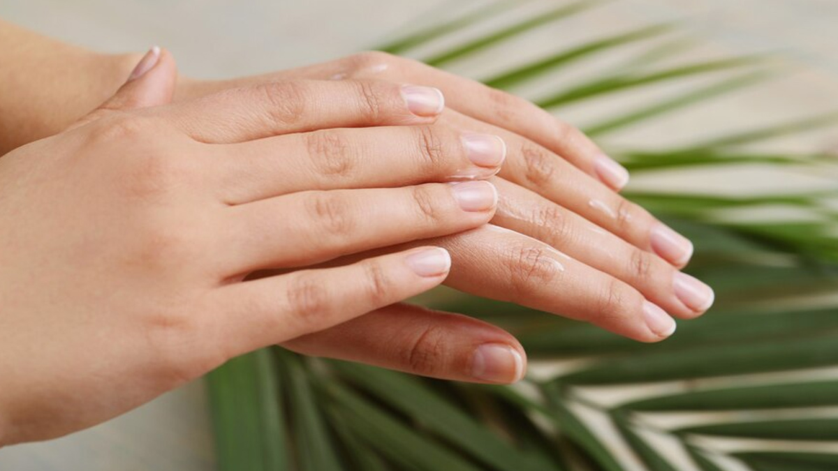 Beauty Expert: हाथों में पड़ रही झुर्रियां हो जाएंगी कम, अपनाएं ये बेहद ...