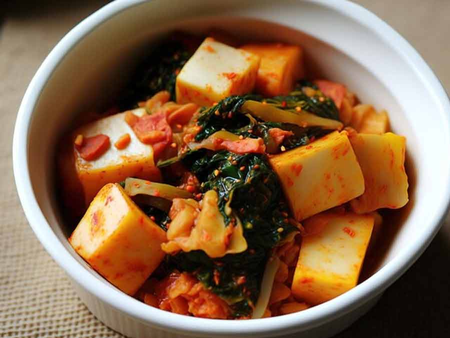 K- Obsessed Food: सर्दियों के मौसम में मूली से बना लें कोरियन किमची ...