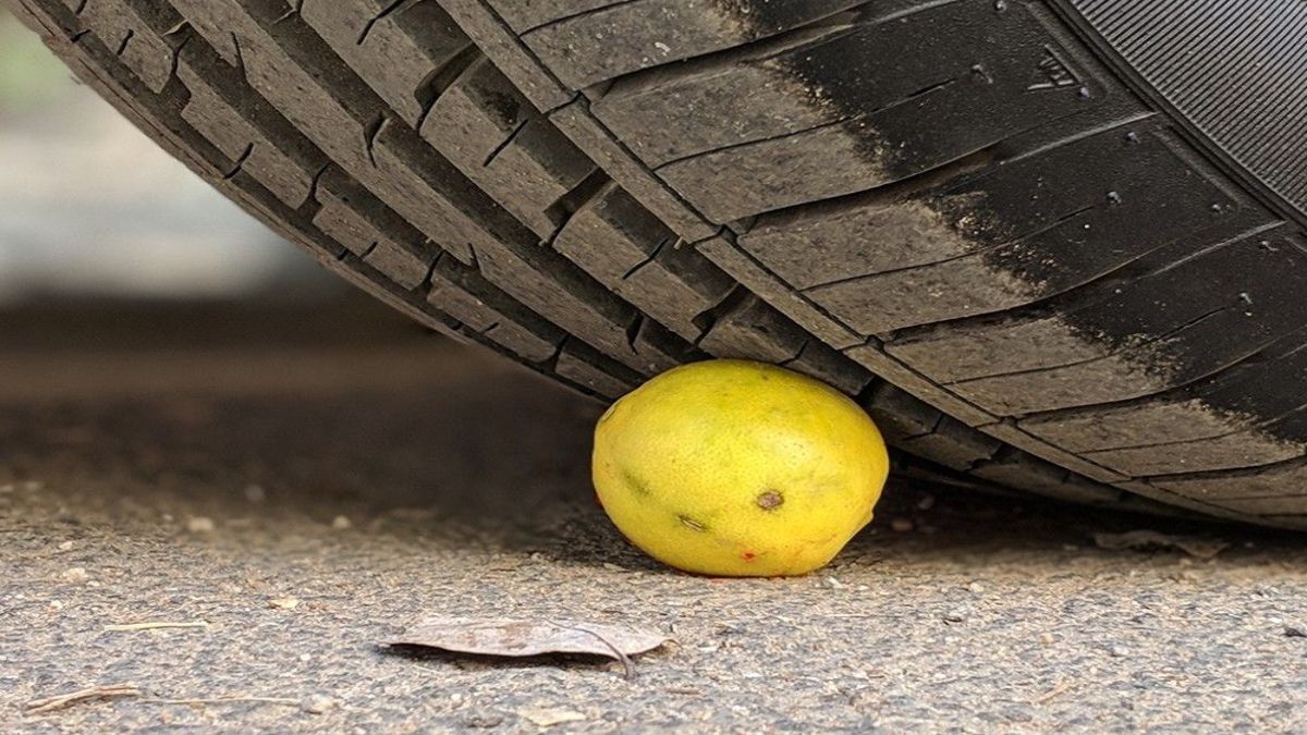 Astro Tips: Know Why A Lemon Is Kept Under The Tyre Of A New Vehicle ...