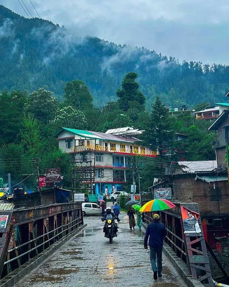 Himachal Travel: सफर को बेहद हसीन बना देगी ये मनमोहक जगह, पार्टनर के ...