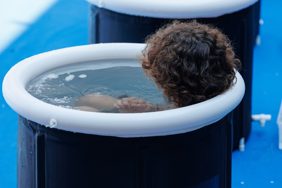 Ice Baths Benefits Side Effects And Tips Herzindagi