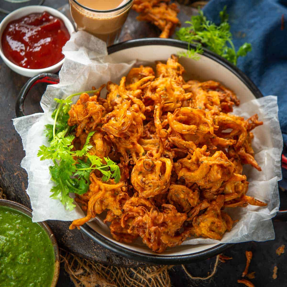 Onion Pakoda : மழைக்காலத்தில் வாய்க்கு ருசியாக மொறுமொறு வெங்காய பக்கோடா ...