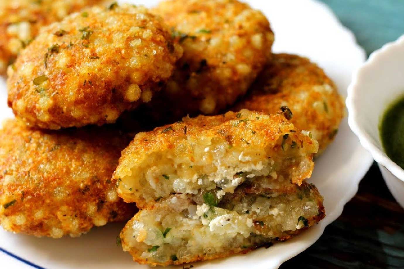 Paneer Stuffed Sabudana Vada Recipe | Herzindagi