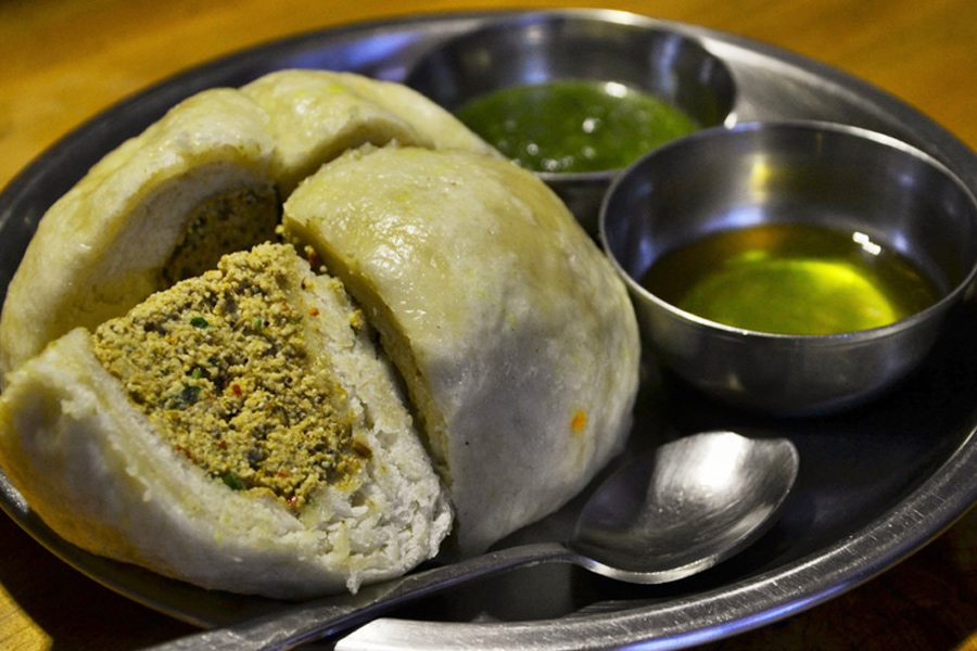 हिमाचल प्रदेश की ट्रिप पर जा रहे हैं तो खरीदना ना भूलें ये फूड्स ...