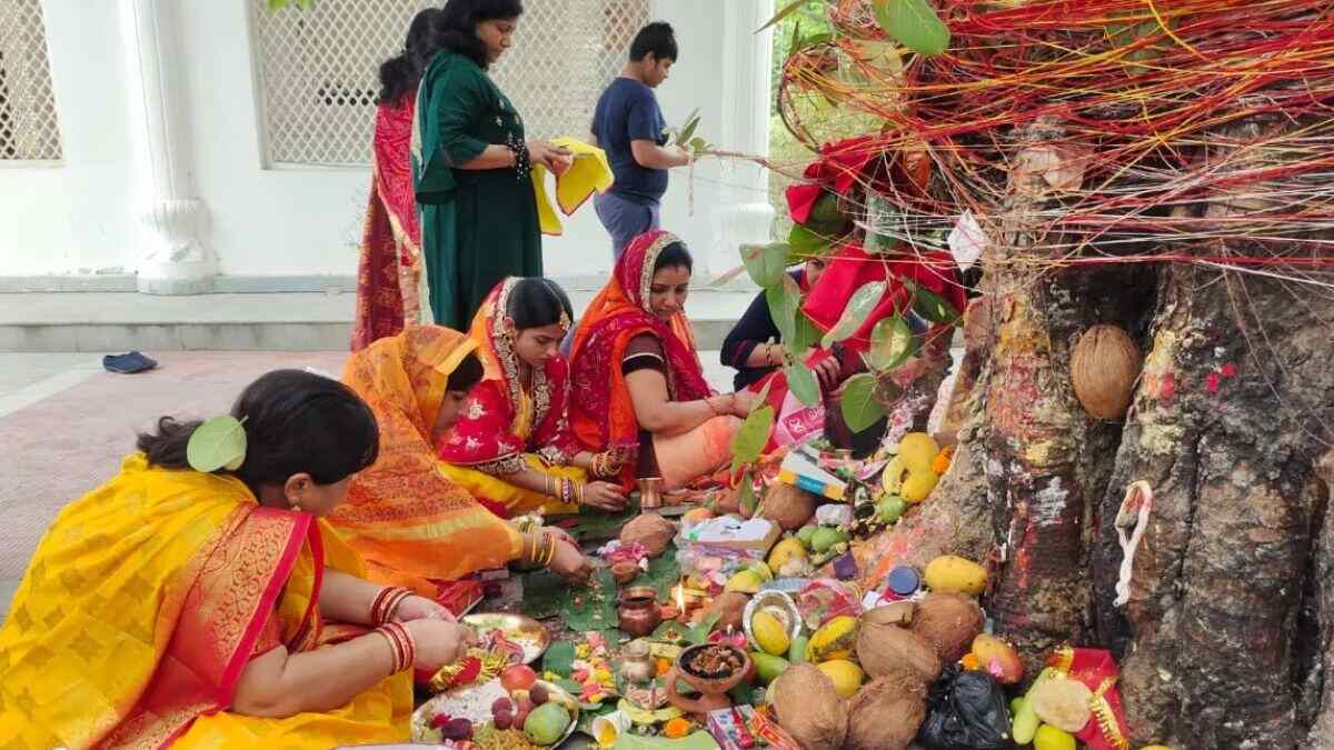 Vat Purnima Vrat Wishes And Quotes 2024 : Top Messages, Images to Share ...