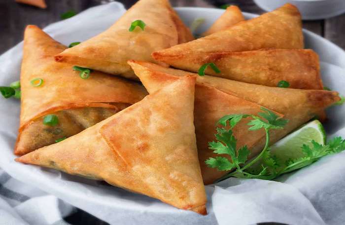 Ladiesfinger Samosa Recipe : இணையத்தைக் கலக்கும் வெண்டைக்காய் சமோசா ...