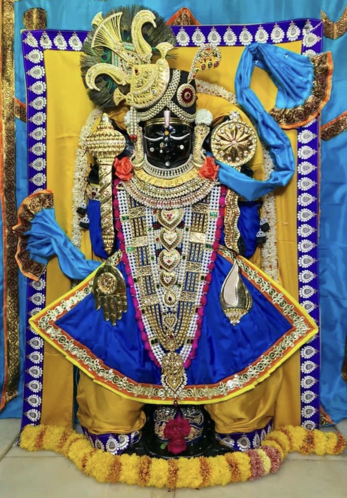 द्वारकाधीश भगवान की आंखें क्यों है बंद? | why eyes of lord dwarkadhish ...