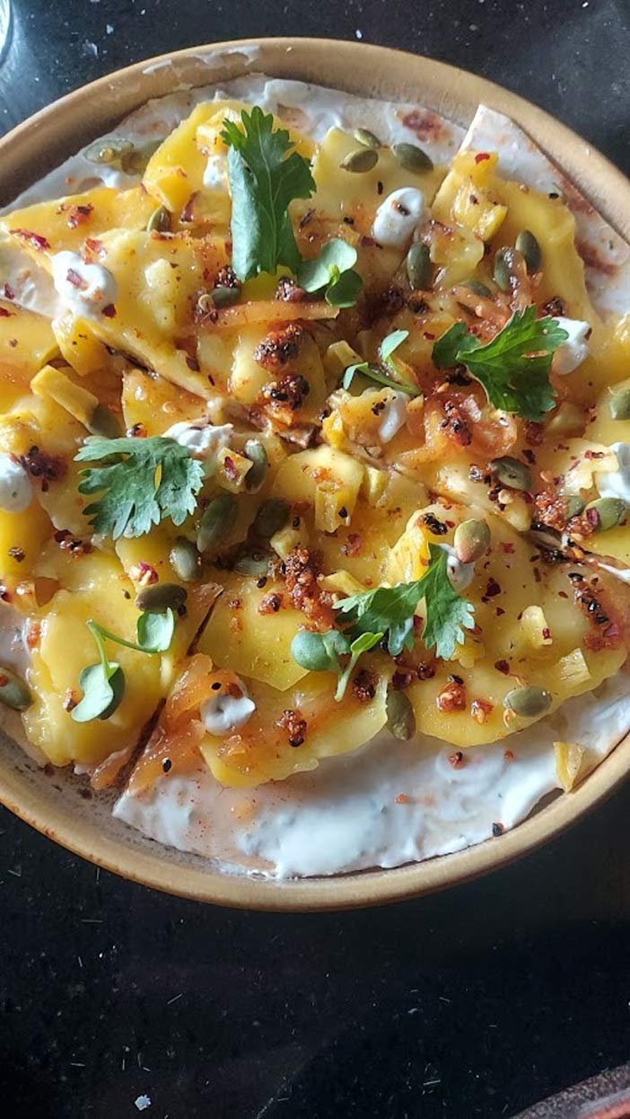 HZ Food Review: Is One8 Commune's Mango Fiesta Worth Exploring? Dive ...