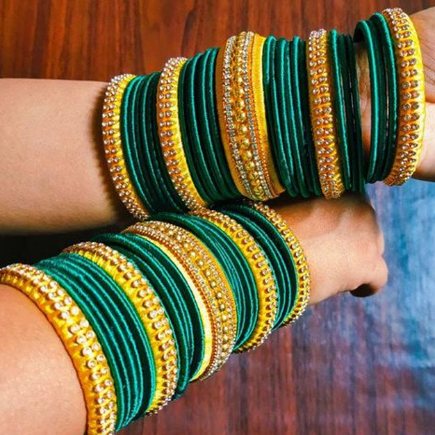 6 Must-Have Green Bangle Set Designs For Hartalika Teej Festivities ...