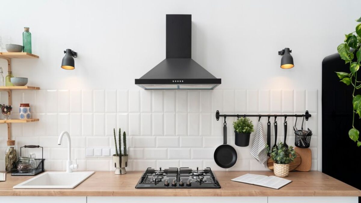 10 Best Chimneys for Healthy Cooking and Smoke-Free Kitchen