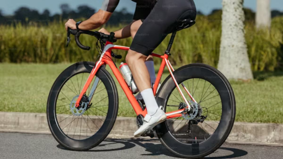 Best Gear Cycles For On and Off Road Adventures Top Choices For Easy Commute