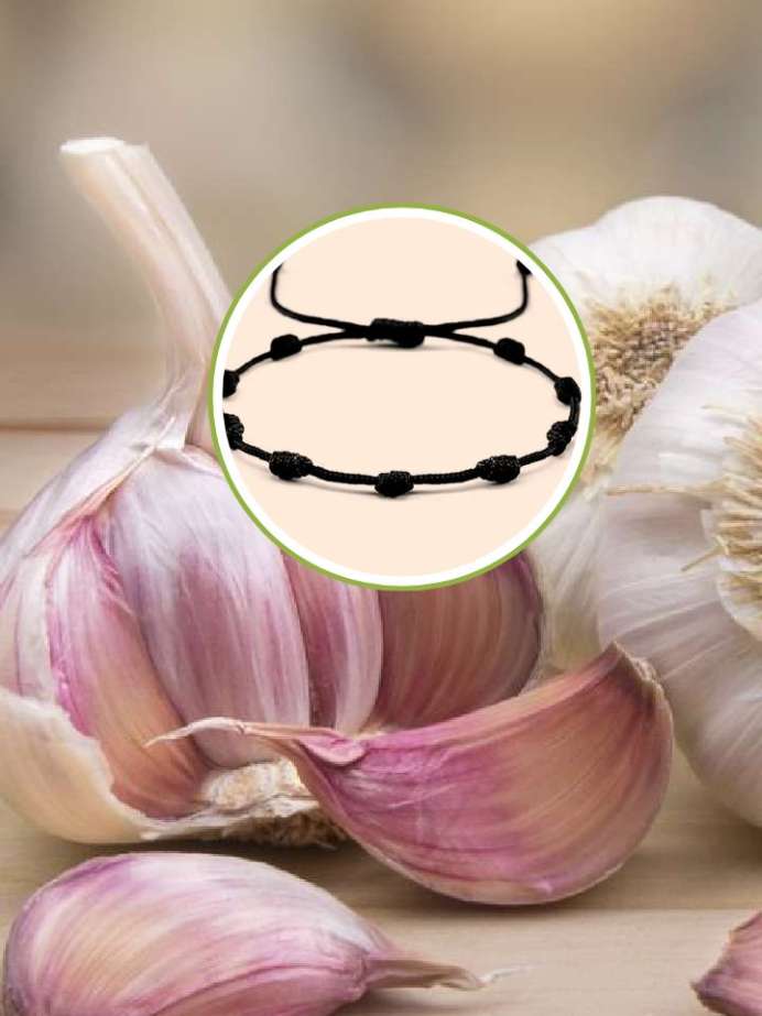 लहसुन और काले धागे से करें ये उपाय, कदम चूमेगी सफलता