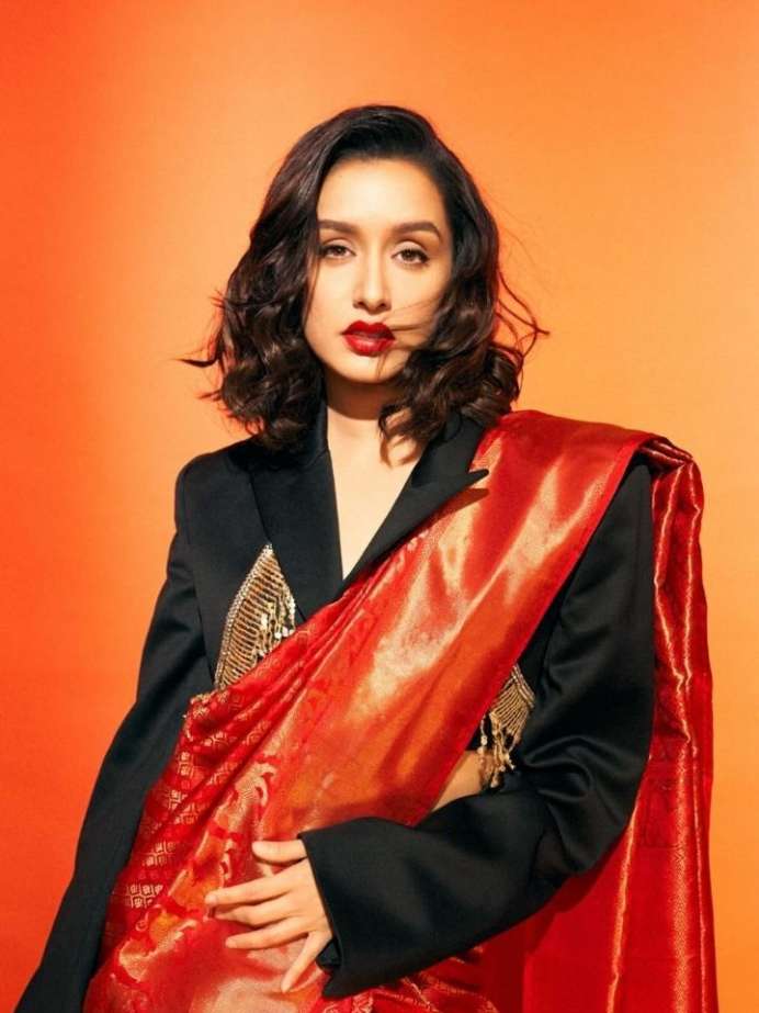 Shraddha Kapoor Approved Trendy Blouse Designs To Make Heads Turn 1049