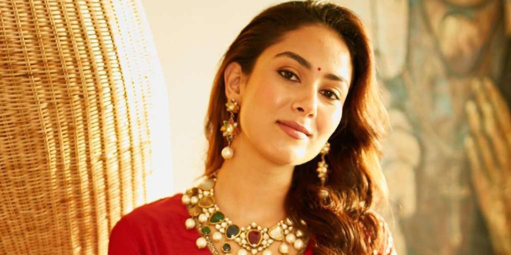 Mira Rajput Approved Ethnic Outfits For A Summer Wedding