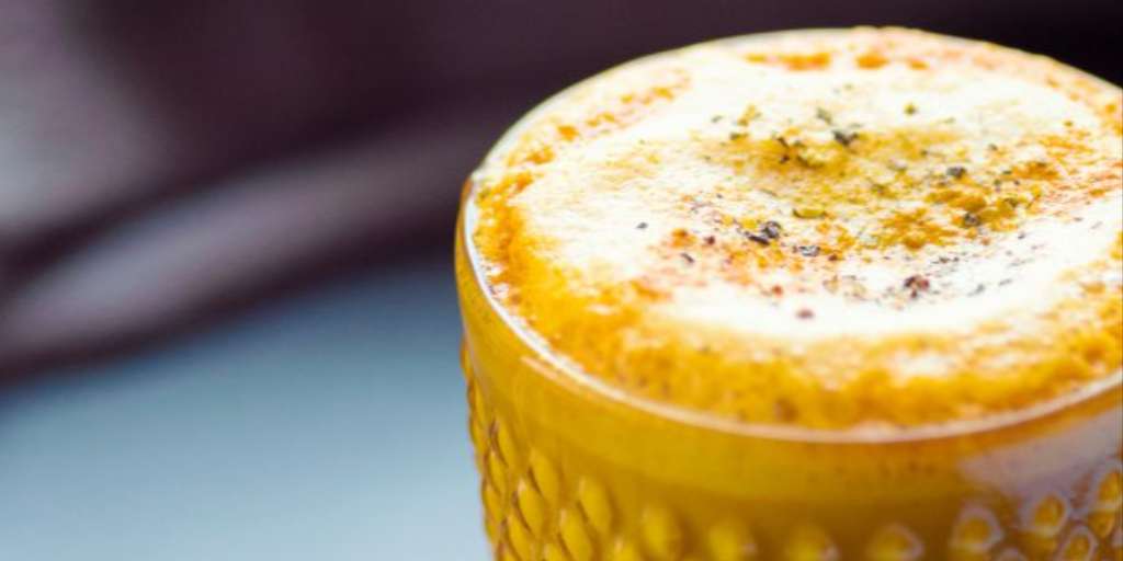 6 Health Benefits Of Drinking Turmeric Milk Before Sleeping