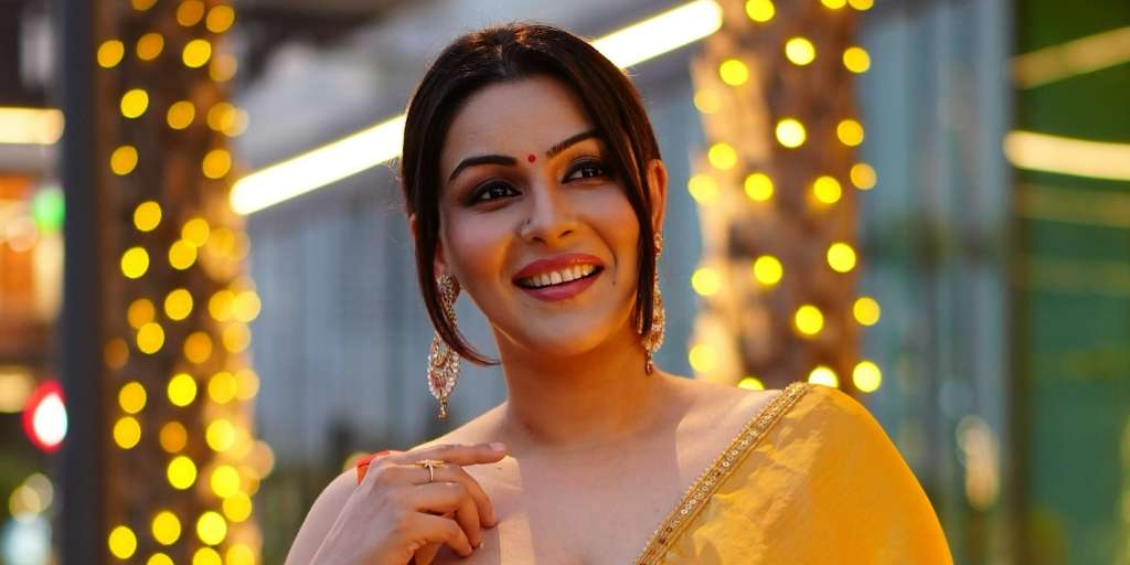 Yamini Malhotra Approved Sassy Saree Looks For BFFs Engagement