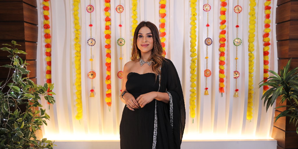 इस फेस्टिव सीजन में पहनें ये स्टनिंग ट्रेडिशनल आउटफिट्स