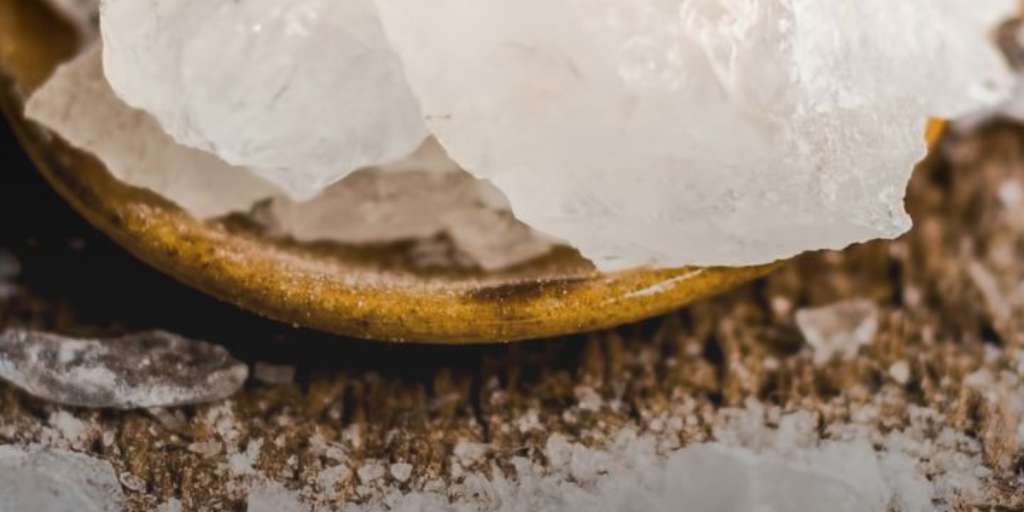 Effective Benefits Of Alum For Your Skin You Need To Know