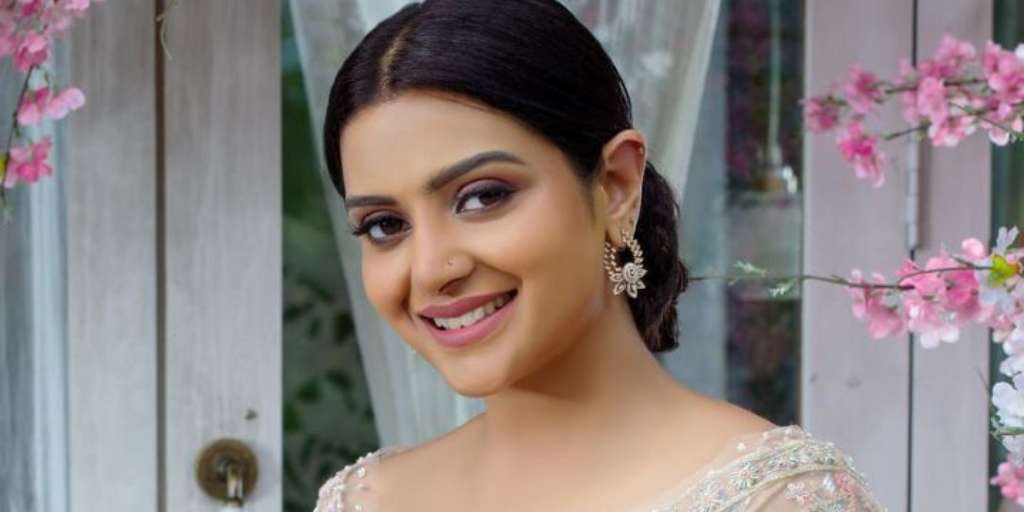 Effortless Makeup Looks By Divya Pillai For Bridesmaids