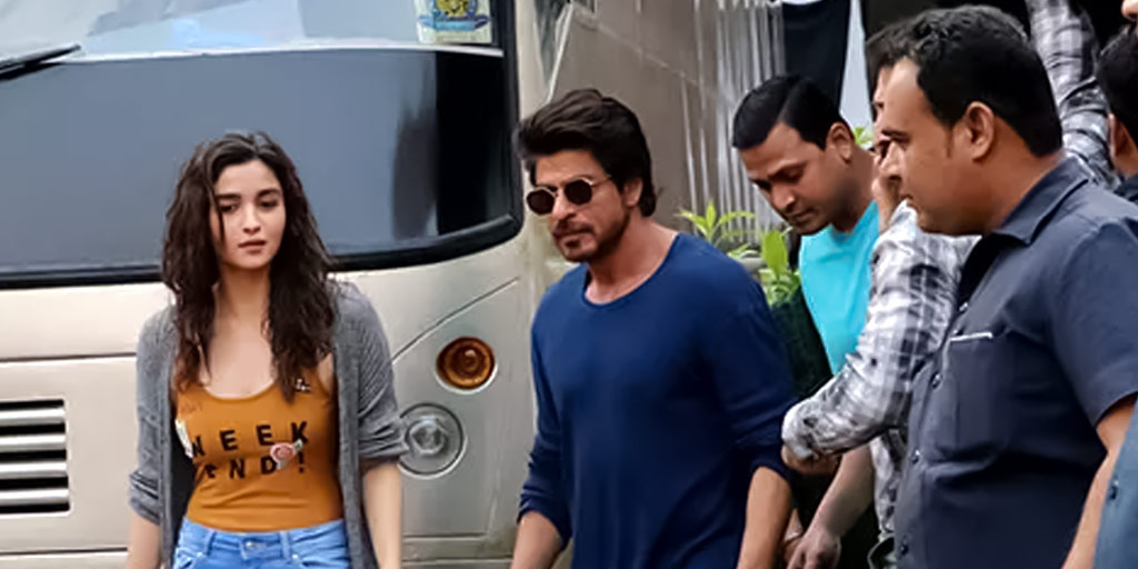 Inside Shah Rukh Khan's ₹ 4 Crore Vanity Van